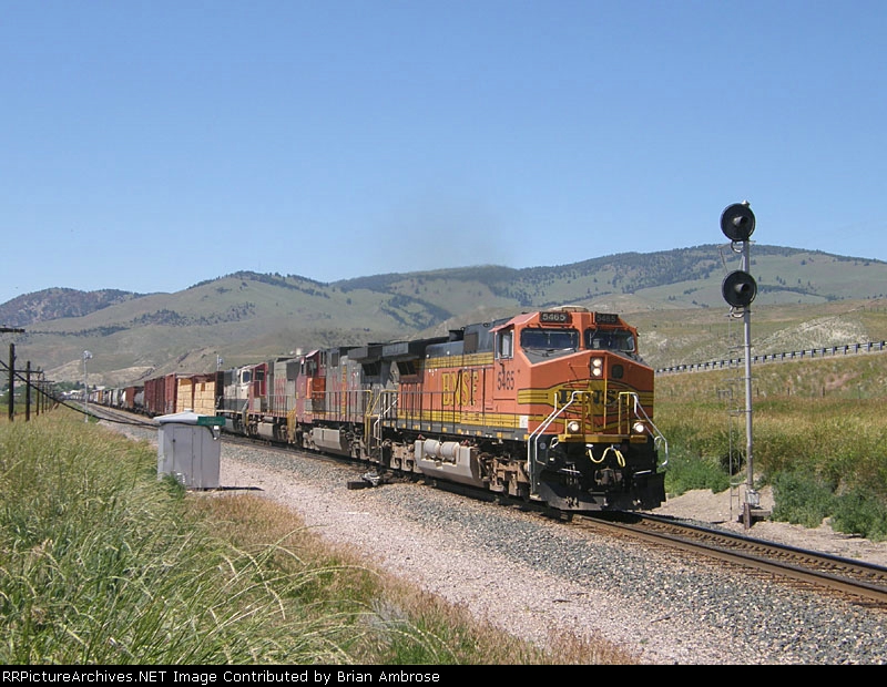 BNSF 5465 East